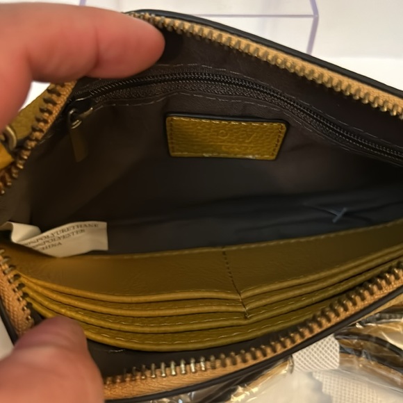 Joy Susan | Bags | Joy Susan Vegan Leather Wristlet Strap Crossbody ...